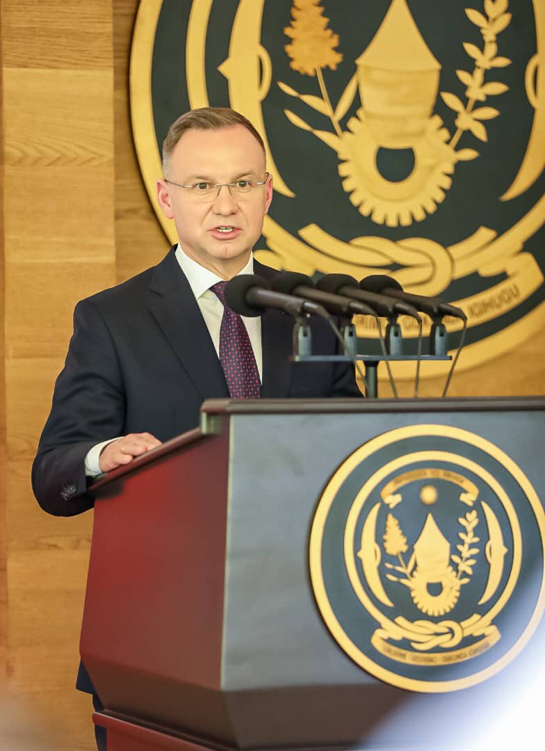 Perezida Kagame yakiriye mugenzi we Andrzej Duda wa Pologne - Kigali Today Perezida Kagame yakiriye mugenzi we Andrzej Duda wa Pologne - Kigali Today